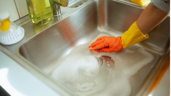 Kitchen Sink Cleaning | The American Cleaning Institute (ACI)